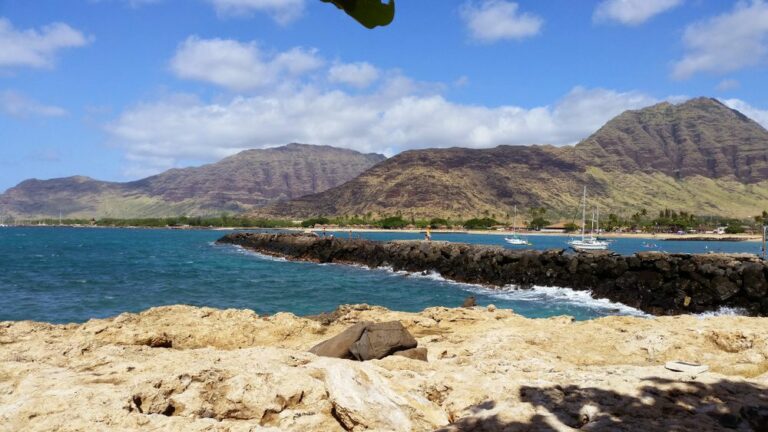 6 of the Best Beaches in Oahu for Swimming